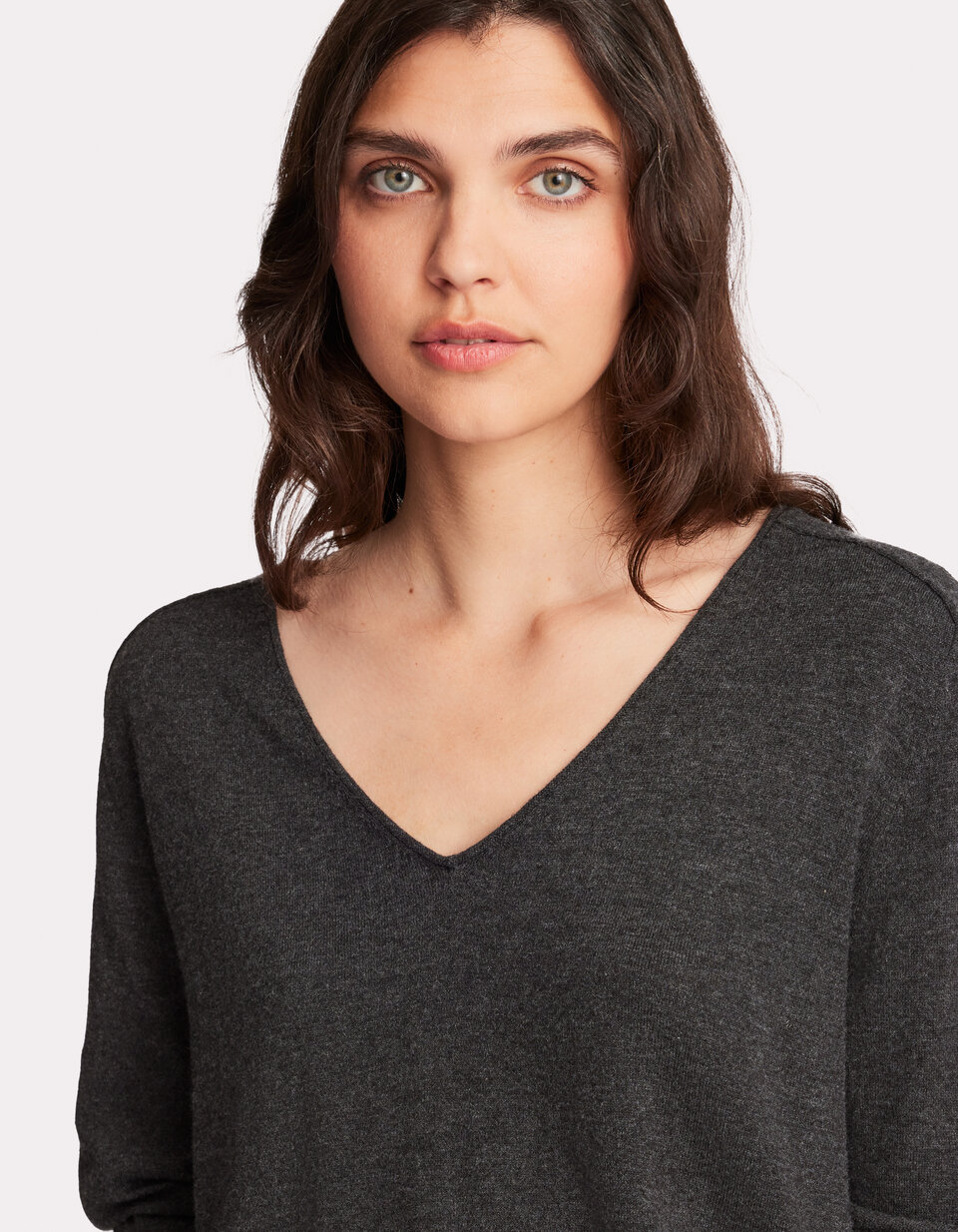 Pull doux à col v - gris | celio be camaïeu